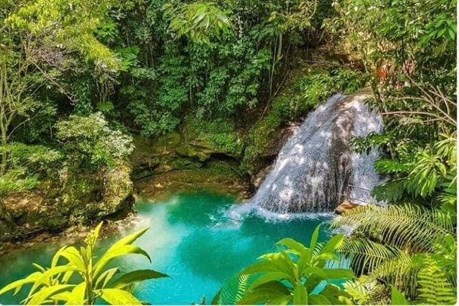 Combined Dunns River Falls Blue Hole & white river rafting - An Authentic Jamaican Water Adventure: Combining Dunns River Falls, Blue Hole & White River Rafting