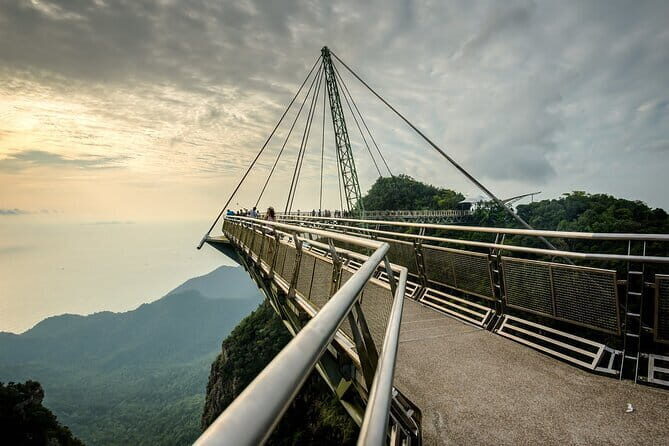 Combo Langkawi Cable Car & Sky Bridge With Mangrove Private Boat - The Cable Car Adventure: Reaching New Heights