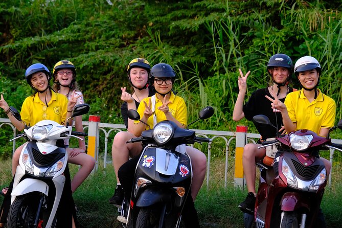 Combo Saigon Sightseeing + Foodies By Day (Private Tour) - Savoring Saigon’s Flavors: Food Stops and Tastings