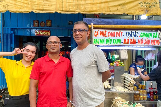 Combo Saigon Sightseeing + Foodies By Day (Private Tour) - What Reviewers Say