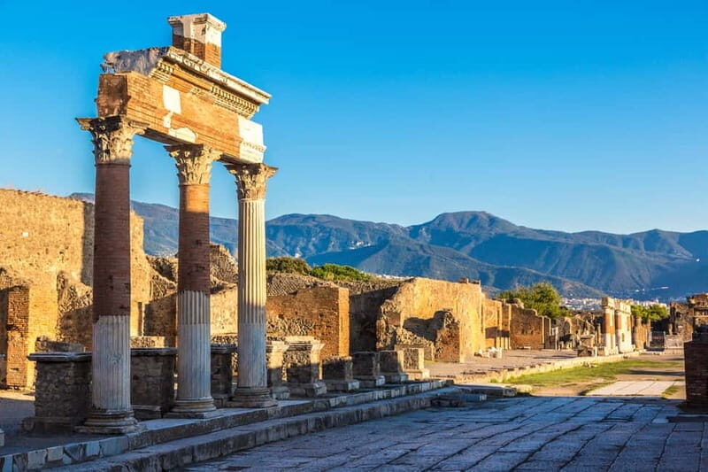 COMBO TOUR VESUVIO & POMPEII WITH LOCAL GUIDE - The Sum Up