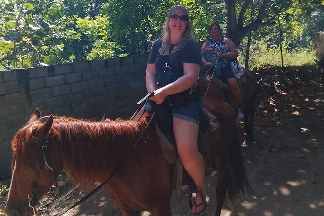 Combo : Waterfalls and Horseback Riding with Authentic Dominican Lunch - Who Will Love This Tour?