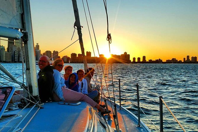 Come Sailing with us at Navy Pier: Sunset Sail on Lake Michigan - What Makes This Sunset Sail Special?