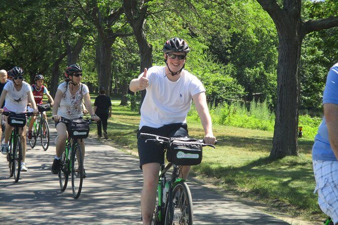 Comfort Hybrid Boston City Bike Rental - Practical Tips for Your Ride