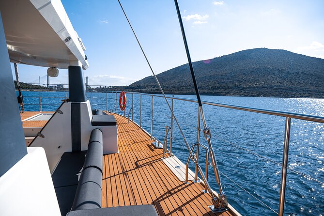 Comfort Max Catamaran Caldera Cruise with BBQ and Drinks - Who Should Consider This Cruise?