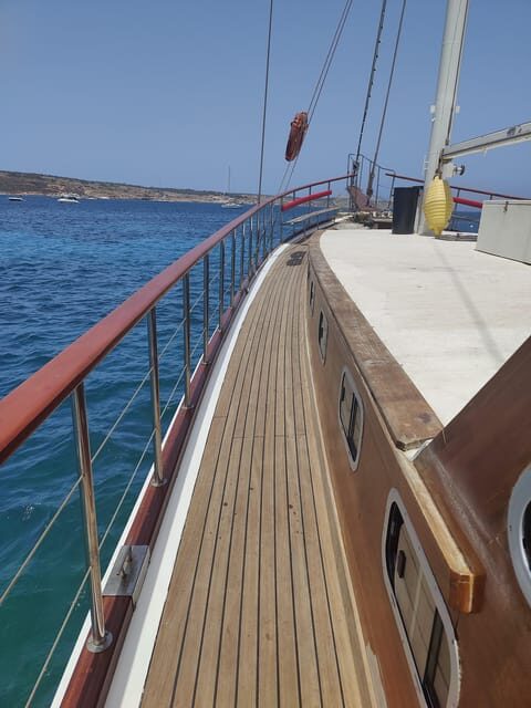 Comino Island , Blue lagoon, Crystal Lagoon & Gozo & Caves - Price and Value Analysis