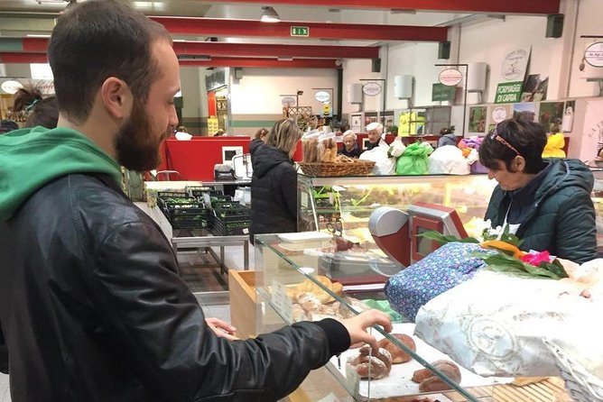 Como Food Tour and the Farmers Market - Authenticity and Reviews