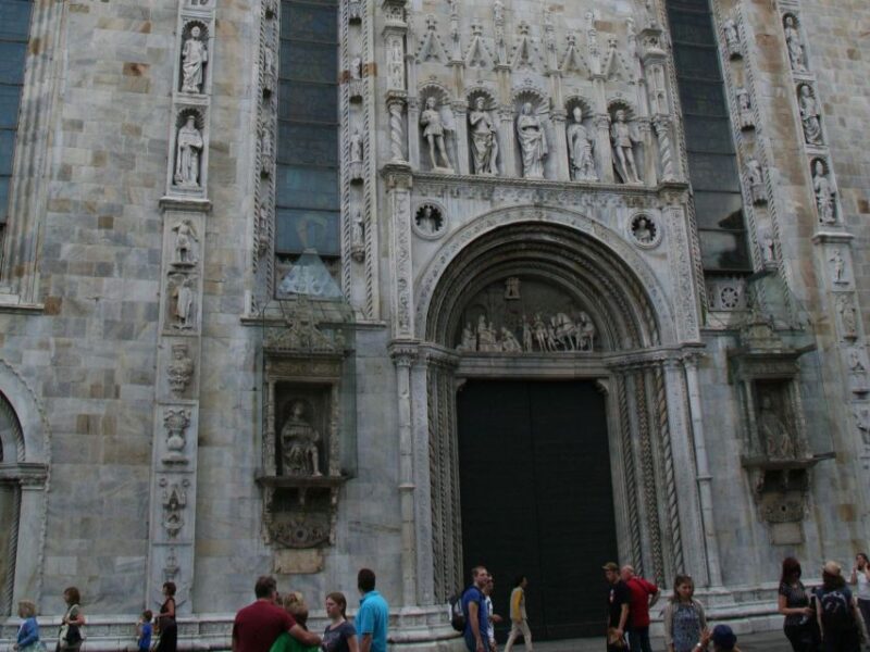 Como: Private Walking Tour with a Local Guide - Key Points