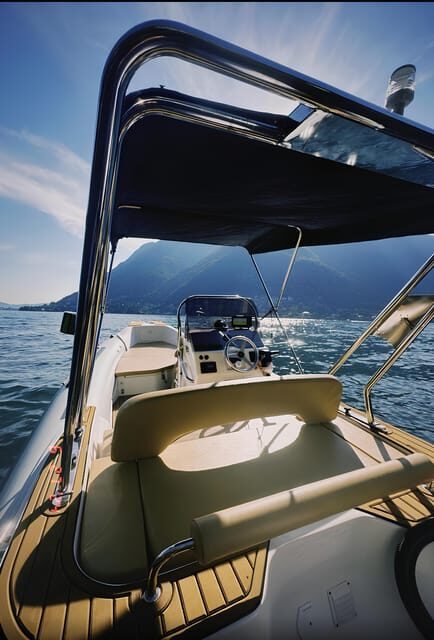 Como: Shared Boat Tour - An In-Depth Look at the Como Shared Boat Tour