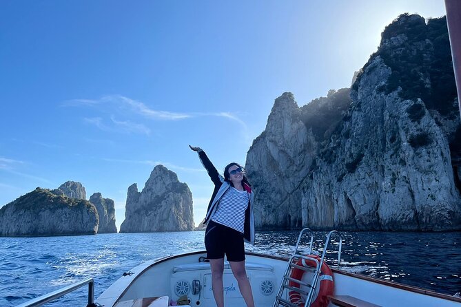 Complete Private Guided Two Hour Tour of the Coast of Capri - Practical Tips for Booking & Enjoying the Tour