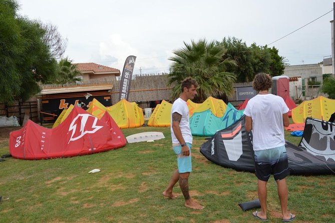Complete Rental of Kitesurf Equipment - Key Points