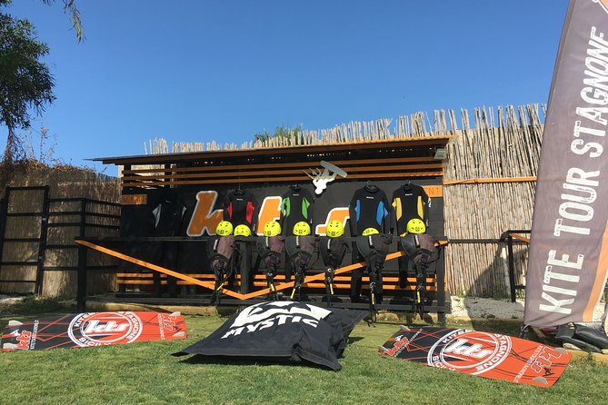 Complete Rental of Kitesurf Equipment - About the Kitesurf Center and Location