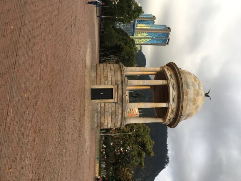 Complete Walking Tour in Bogota's Downtown - Authenticity and Traveler Feedback