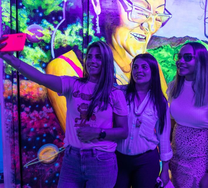 Comuna 13: Graffiti Tour with Tasting, Live Show, & Gallery - FAQs