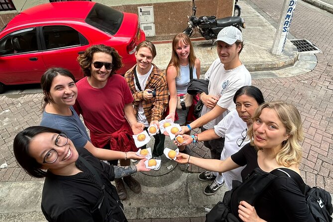 Comuna 4 Walking Tour Medellin - Meeting and End Points