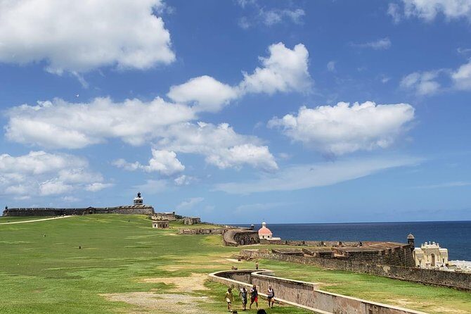 Concrete Jungle to the Actual Jungle, The Complete Package Tour - Authentic Experiences and Highlights