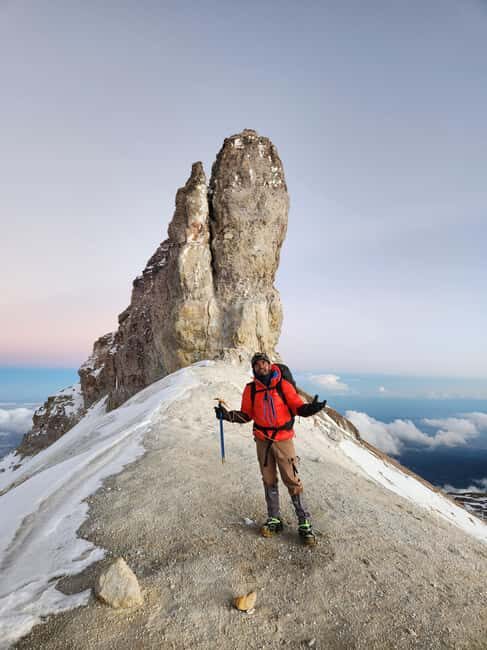 Conquer the summit of the Iztaccihuatl volcano - Price & Value