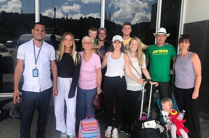 Convenient Airport Transfer To Hotels in Negril - The Sum Up