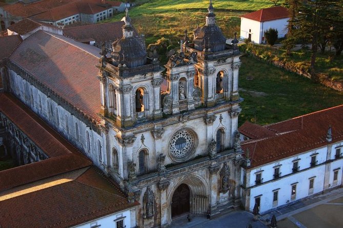 Convent of Christ, Batalha and Alcobaça Monasteries Tour From Lisbon - Insights From Our Knowledgeable Guide: Sandras Expertise