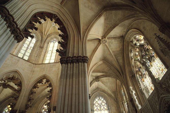 Convent of Christ, Batalha and Alcobaça Monasteries Tour From Lisbon - Tips for a Comfortable Journey: What to Bring and Wear