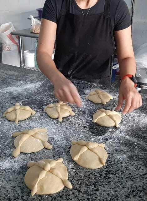 Cook Conchas & Pan de Muerto and Visit a Candies Factory - Why This Tour Works Well