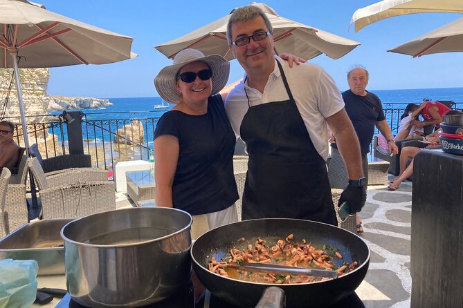 Cook, discover sights, taste food & wine with a chef in Syracuse - What Makes This Experience Special?