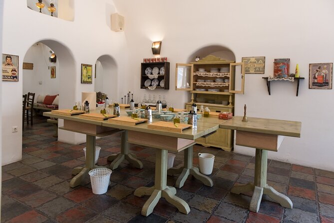Cooking Class in Traditional Cave House in Santorini! - Dining and Socializing