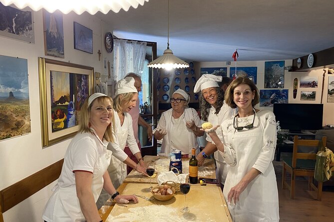 Cooking class in Tuscan Villa near Cortona - Who Will Love This Tour?