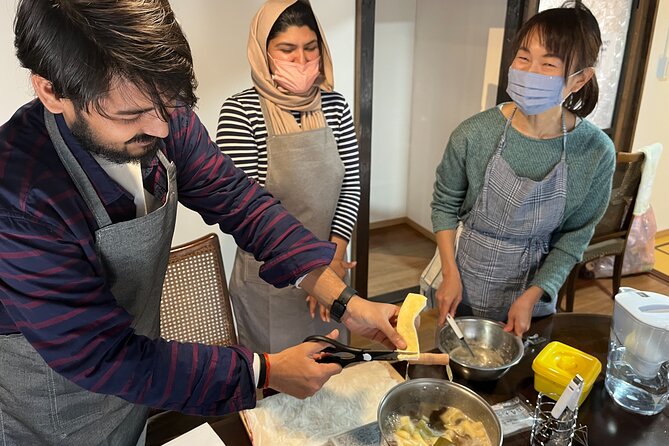 Cooking Class: Make a Local Delicacy in a Japanese House - Exceptional Reviews and Ratings