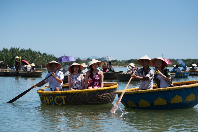 Cooking class, market tour and basket boat tour - The Value of This Tour