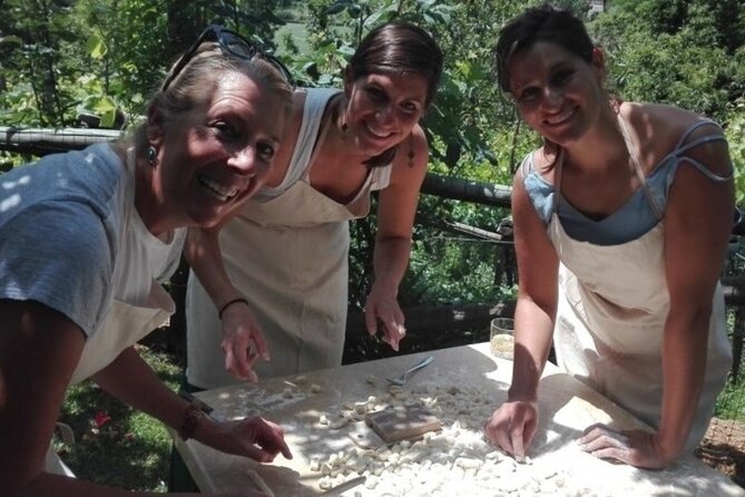 Cooking class: "Traditional dishes of the Mediterranean Diet" - Who Should Consider This Experience?