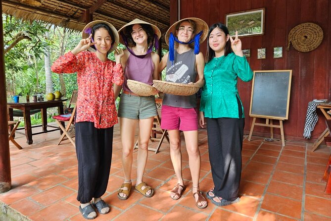 Cooking class & Vibrant Mekong Market by Scooter (Half-Day) - The Transportation and Group Size