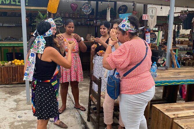 Cooking classes + margaritas and mezcal tasting - Key Points