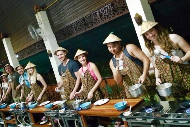 Cooking Evening Class Chiang Mai Visit Organic Garden and Market - Exploring the Itinerary: What to Expect
