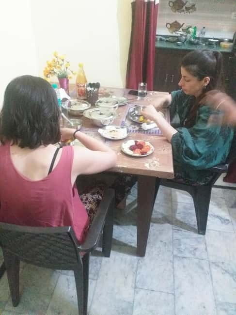 Cooking Workshop and Vegetarian Dinner in Agra with Family - FAQs