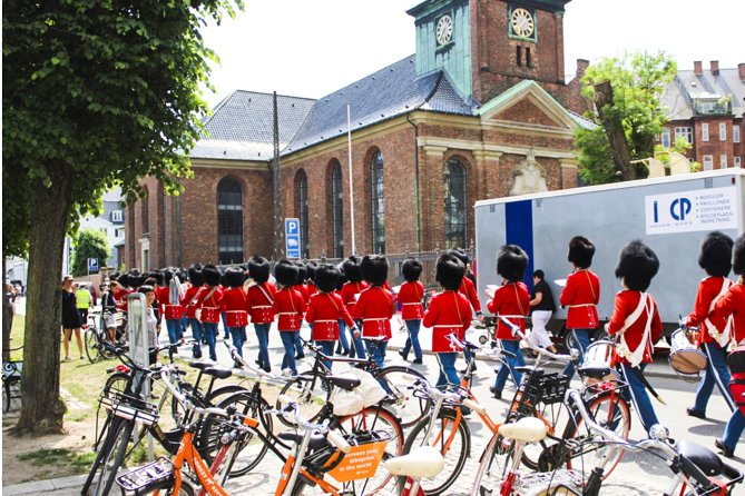 Copenhagen 1.5-hour City Highlights Bike Tour - Highlights of the Copenhagen Attractions
