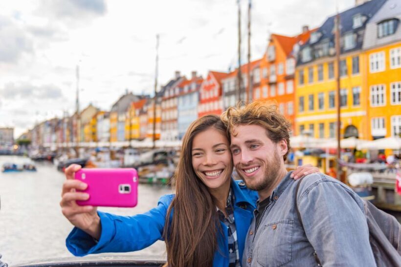 Copenhagen: Canal Boat Cruise & Old Town/Nyhavn Walking Tour - FAQ