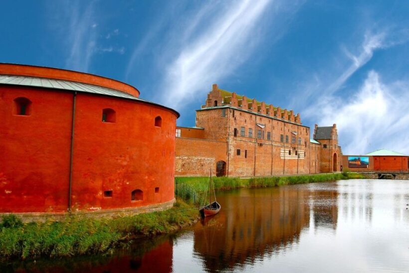 Copenhagen Day Trip to Malmo Old Town & Castle by Train/Car - How This Tour Works