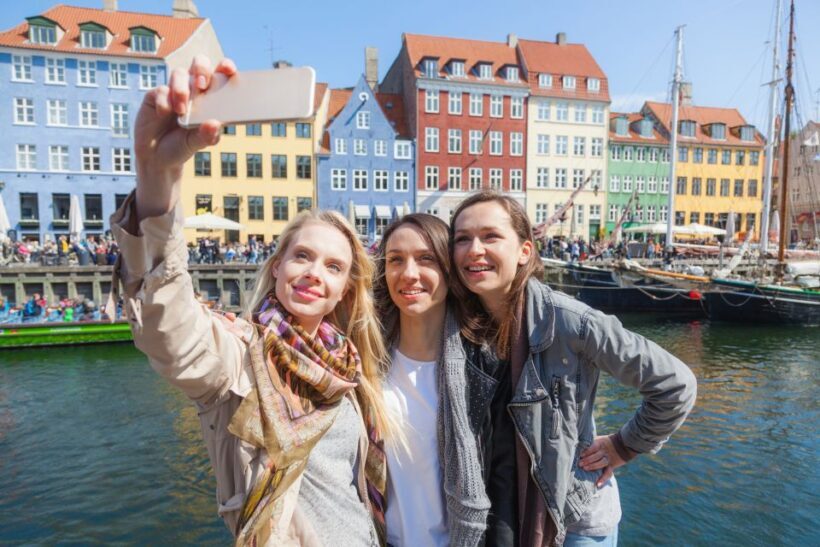 Copenhagen: Highlights & Secrets Private Walking Tour - An In-Depth Look at the Tour Experience