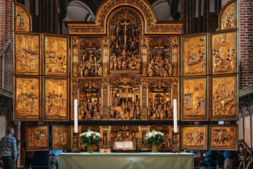 Copenhagen: Kronborg, Frederiksborg Castle and Roskilde Tour - FAQ