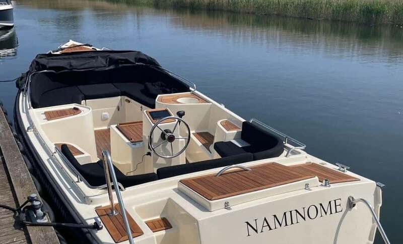 Copenhagen: Private Guided Boat Tour with City Highlights - Practical Details and Considerations