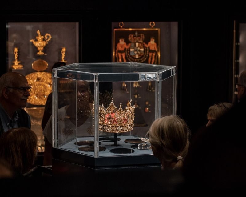 Copenhagen: Private Guided Walking Tour of Rosenborg Castle - The Highlights Inside Rosenborg Castle