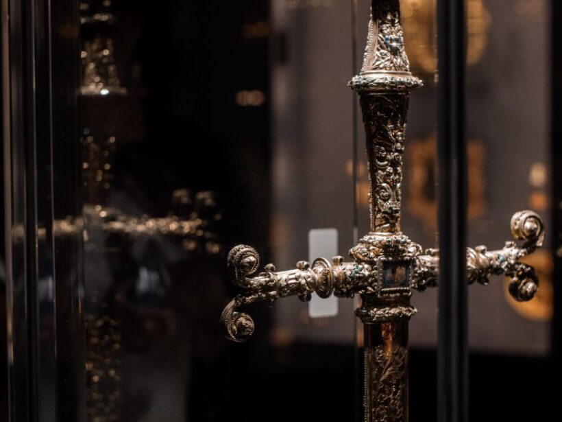 Copenhagen: Private Guided Walking Tour of Rosenborg Castle - FAQ