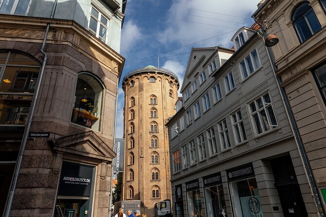 Copenhagen Private Tour: Highlights & Hidden Gems by Bike or Foot - Sustainable Travel: A Carbon-Neutral Experience