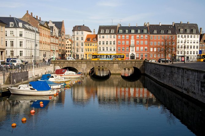 Copenhagen Private Transfer from Copenhagen city centre to Copenhagen airport - The Experience in Detail