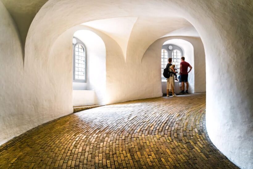 Copenhagen: Rosenborg Castle Tour with Skip-the-Line Ticket - An In-Depth Look at the Rosenborg Castle Tour