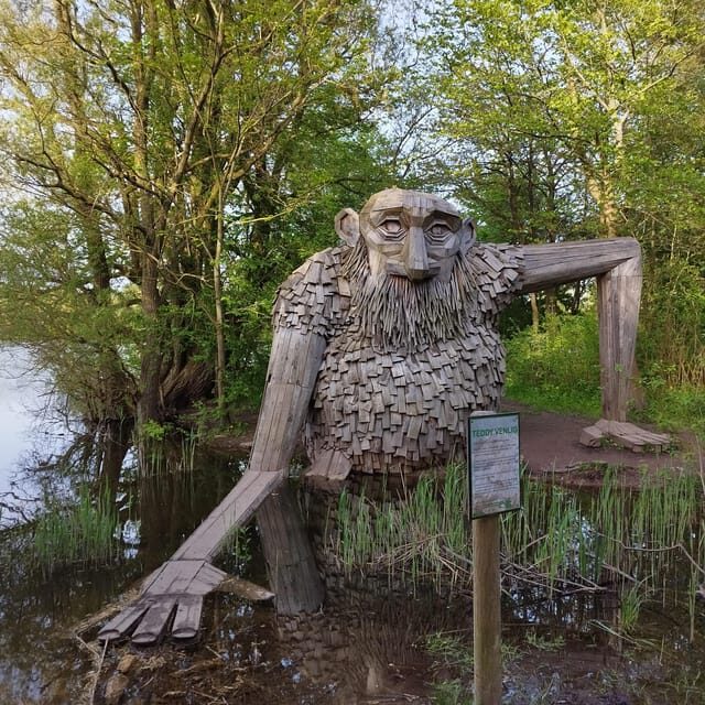 Copenhagen: Six Forgotten Giant Sculptures Tour by Bus - An In-Depth Look at the Forgotten Giants Tour