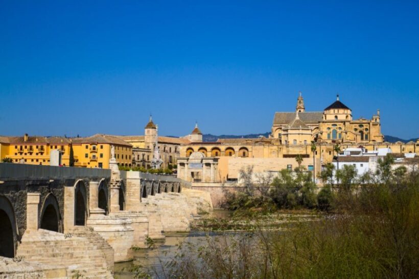 Córdoba: Alcázar and Jewish Quarter 2-Hour Guided Tour - FAQ