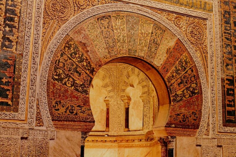 Cordoba: Mosque-Cathedral and Jewish Quarter Guided Tour - Key Points