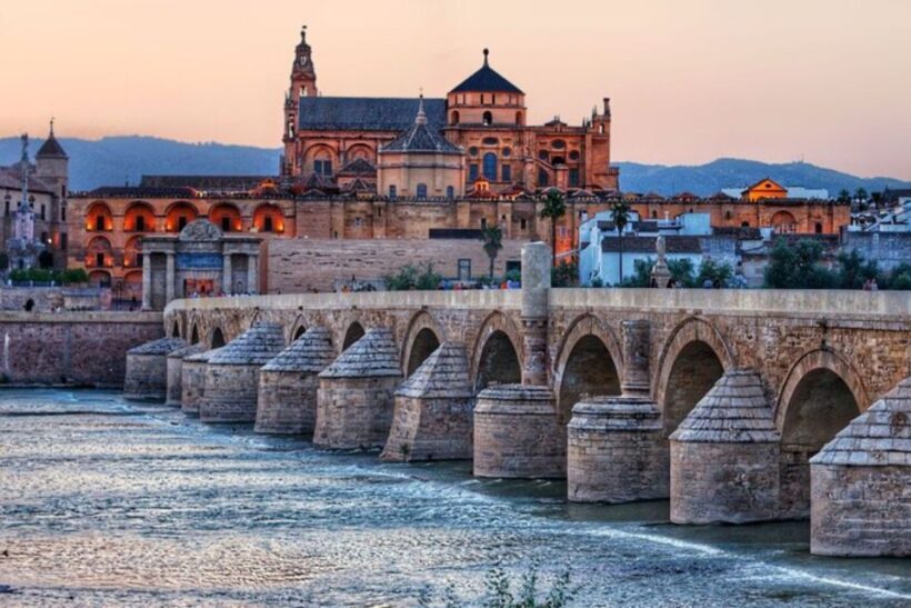 Cordoba: Private custom tour with a local guide - Key Points